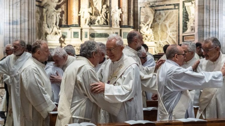 DIACONI permanenti | Diocesi di Milano